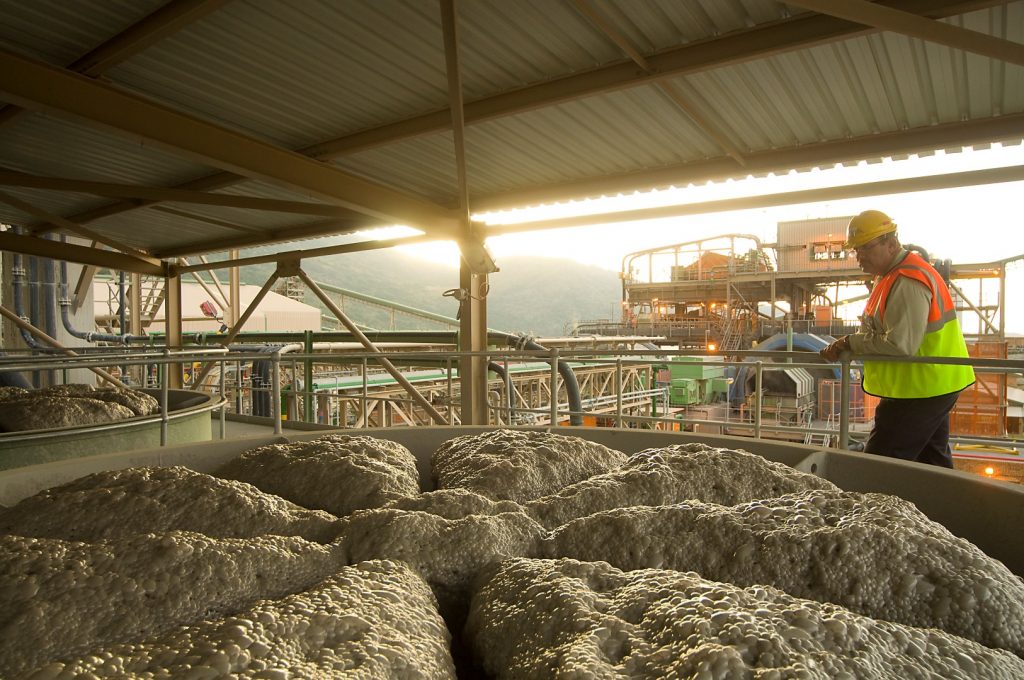 Assore buys the balance of Dwarsrivier from ARM - Moneyweb