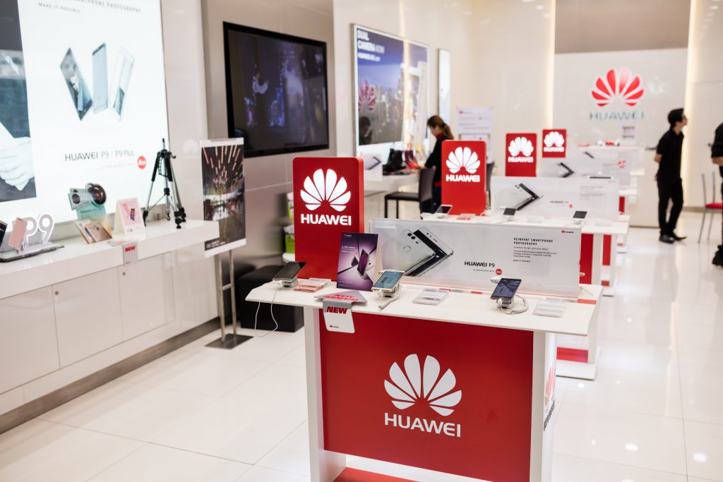 Huawei invests R1.2bn in new SA campus - Moneyweb