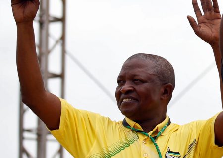 Ramaphosa’s sweeping new cabinet appeases labour and business - Moneyweb