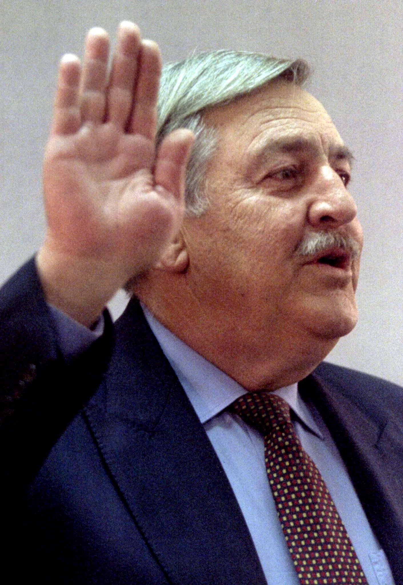 Pik Botha, global face of South Africa’s apartheid state, dies at 86 ...