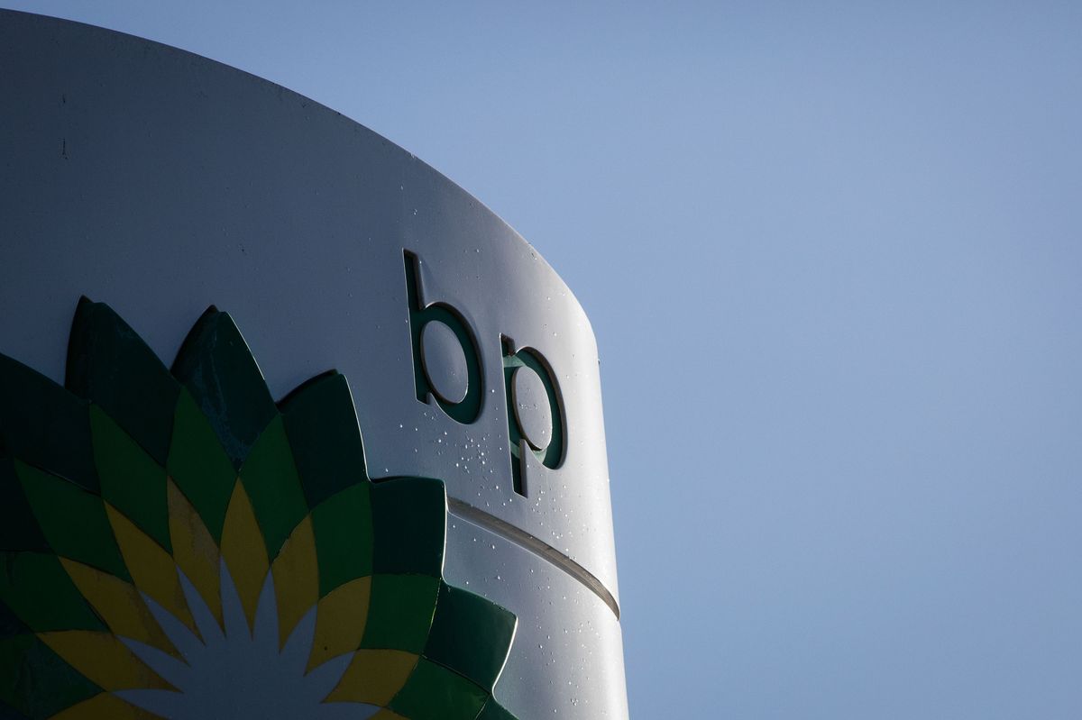 BP, Shell to face new shareholder challenge over climate in 2019 - Moneyweb