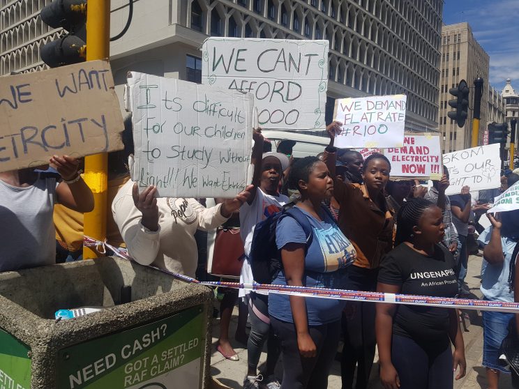 Soweto residents lose first round in battle over electricity - Moneyweb