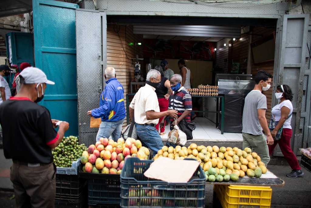 A fifth of food output is wasted in famine-threatened Venezuela - Moneyweb