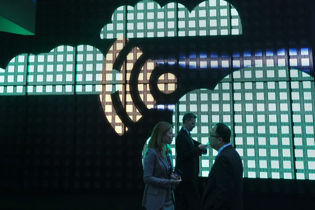 In-flight wifi boom shows travel is changing in Covid era - Moneyweb