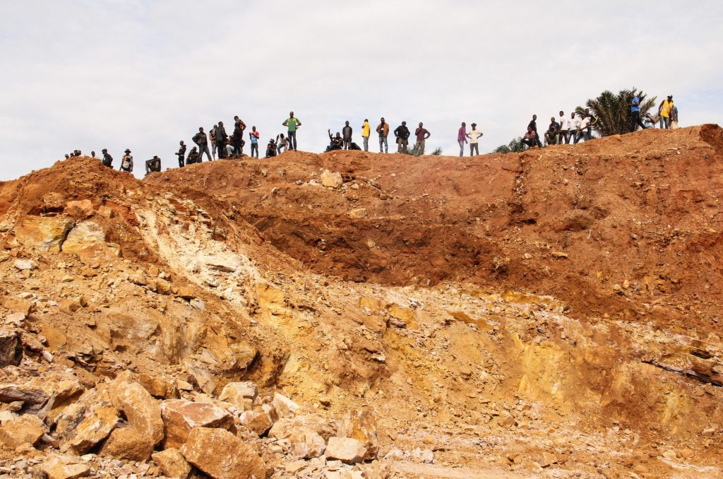 Tesla joins cobalt group that supports artisanal Congo miners - Moneyweb