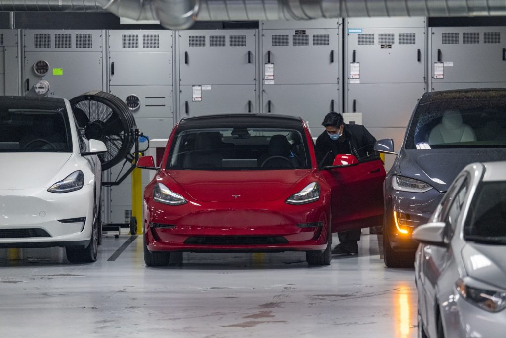 Morgan Stanley turns bullish on Tesla for first time since 2017 - Moneyweb