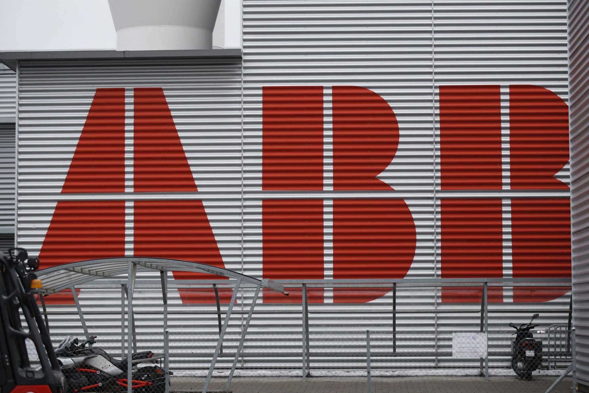 ABB sells venture stake back to Hitachi - Moneyweb