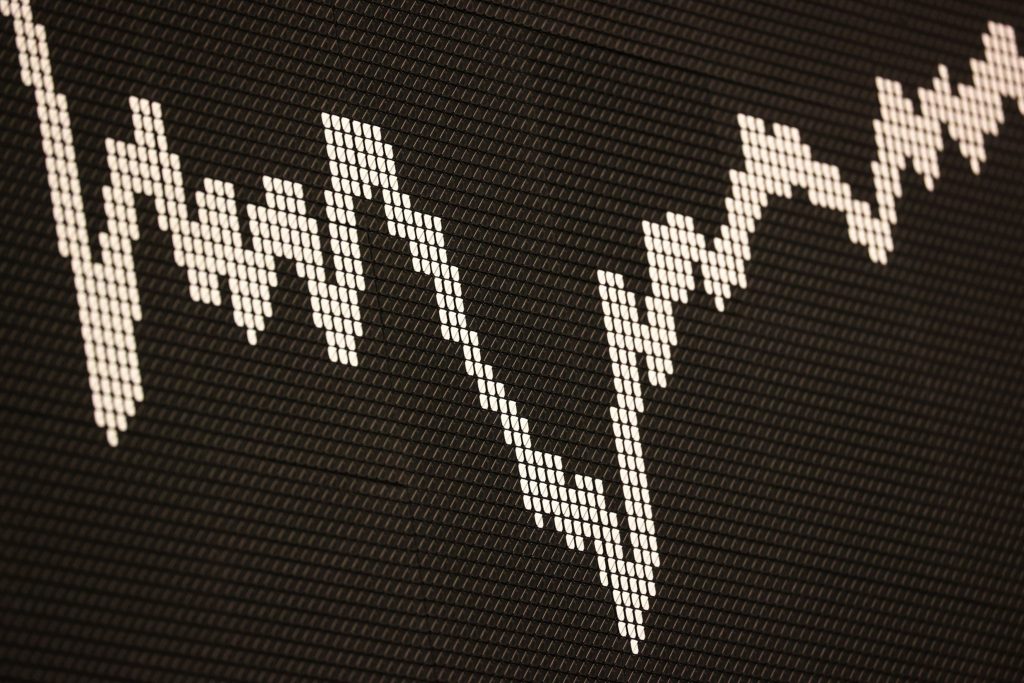 ‘Buy the dip’ trends on Twitter - Moneyweb