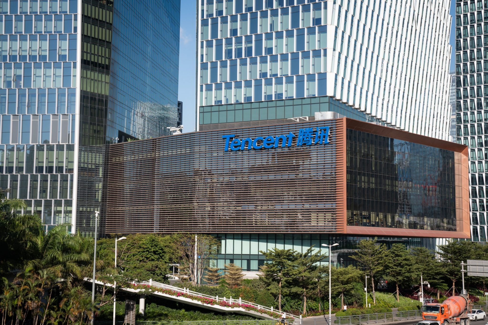 Prosus shareholders are nervous - Moneyweb