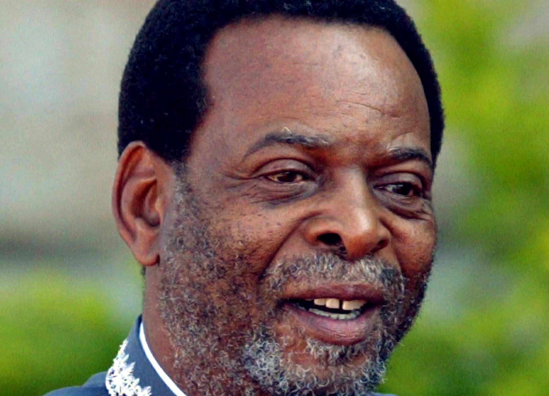 SA’s Zulu King Zwelithini dies at 72, hailed as “visionary monarch ...