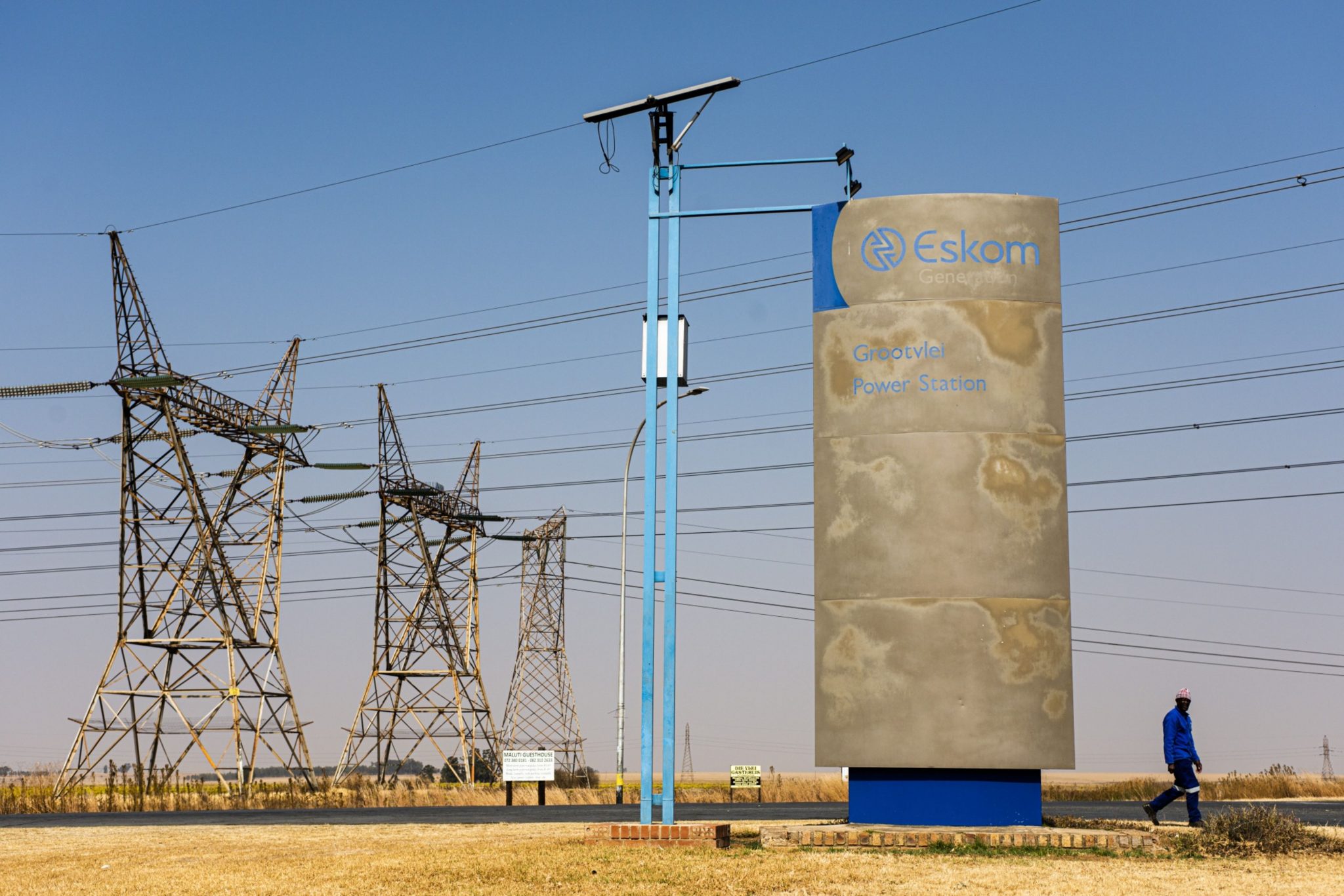 Eskom’s two biggest labour unions demand 15% wage increases - Moneyweb