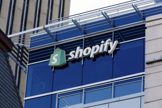 Shopify merchants will be showcased on Google’s shopping site - Moneyweb