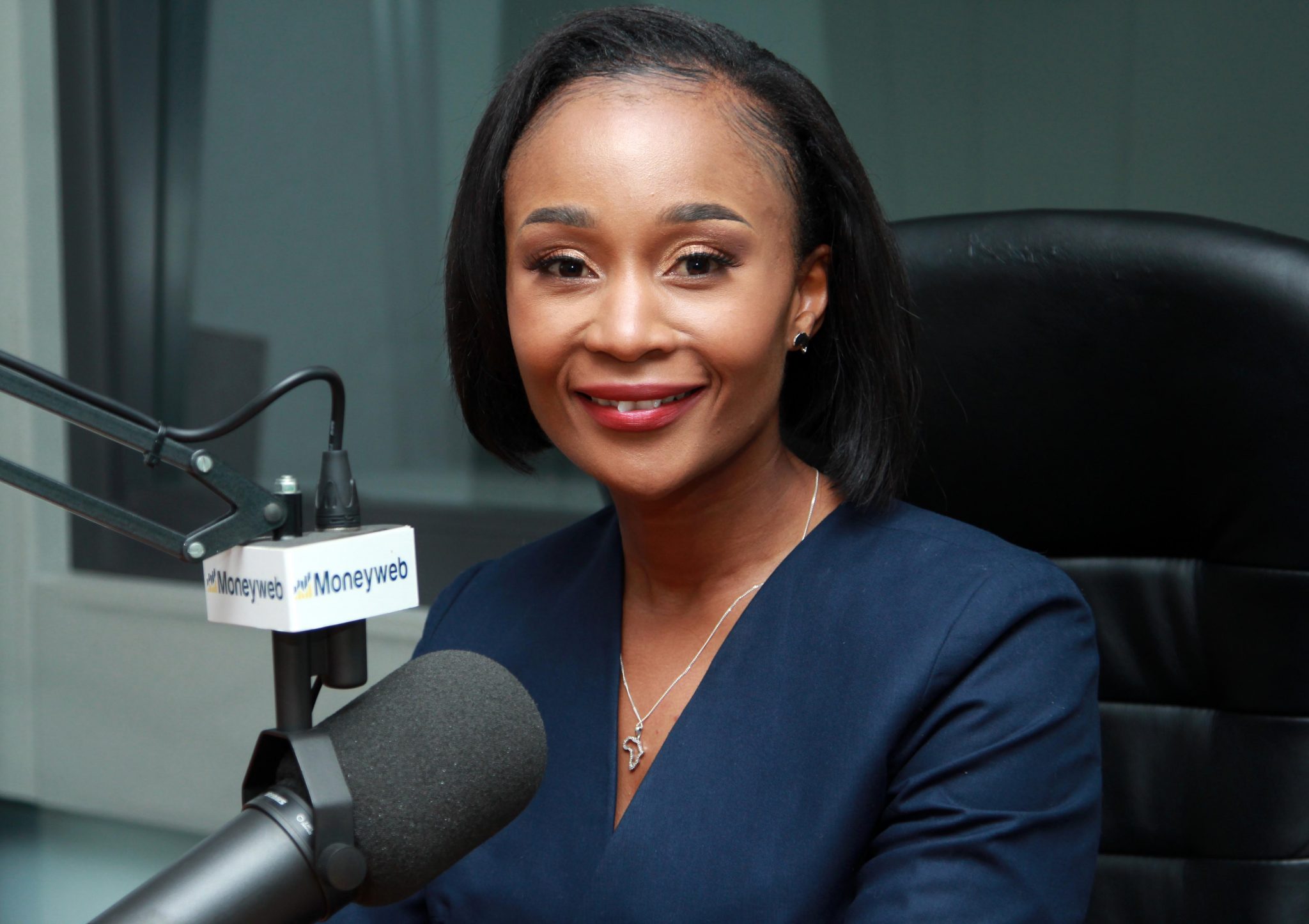 Award-winning financial journalist Fifi Peters joins Moneyweb Radio ...