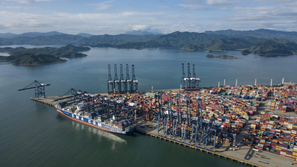 Cyclone closes one of world’s busiest ports - Moneyweb