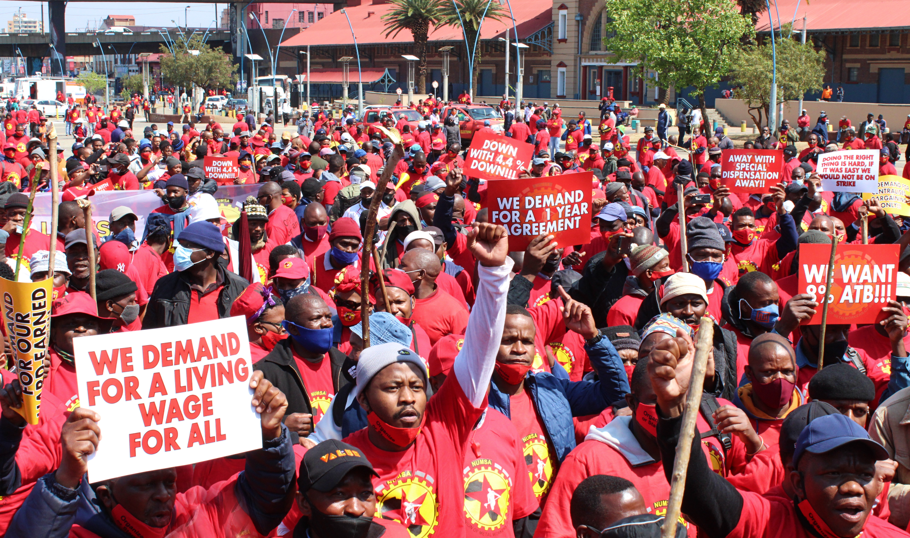 NUMSA considers new offer to end engineering strike - Moneyweb