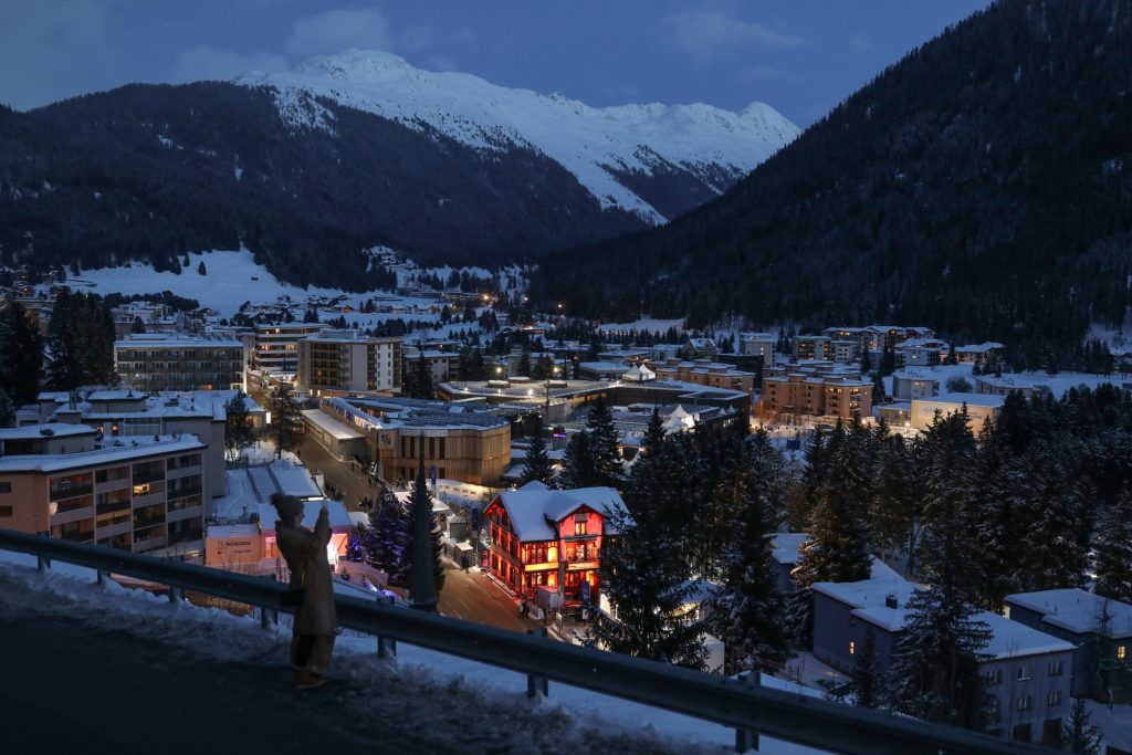 World Economic Forum in Davos set to go ahead next month - Moneyweb