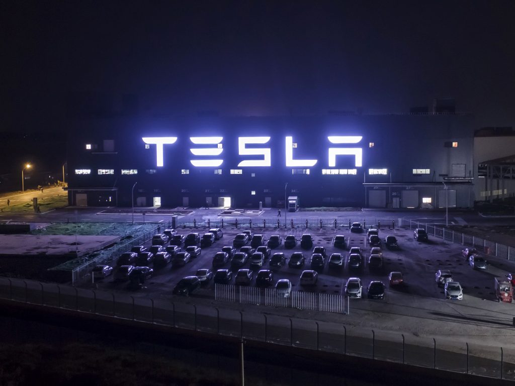 There’s no greater divide than the Tesla stock gap - Moneyweb