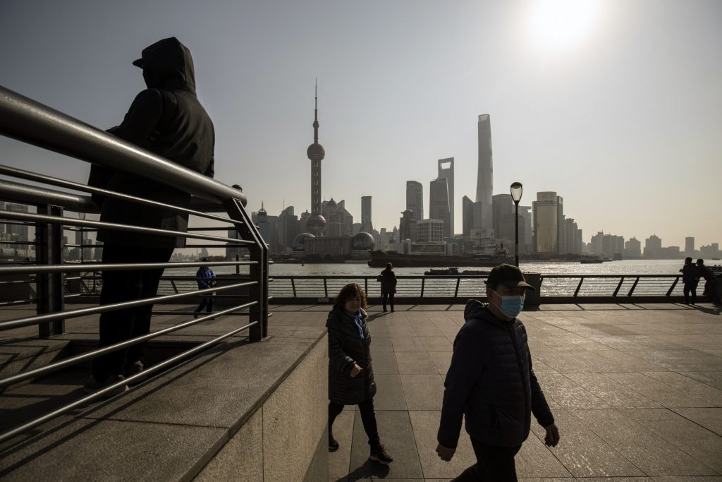 Shanghai’s locked-down elite are joining hunt for groceries - Moneyweb