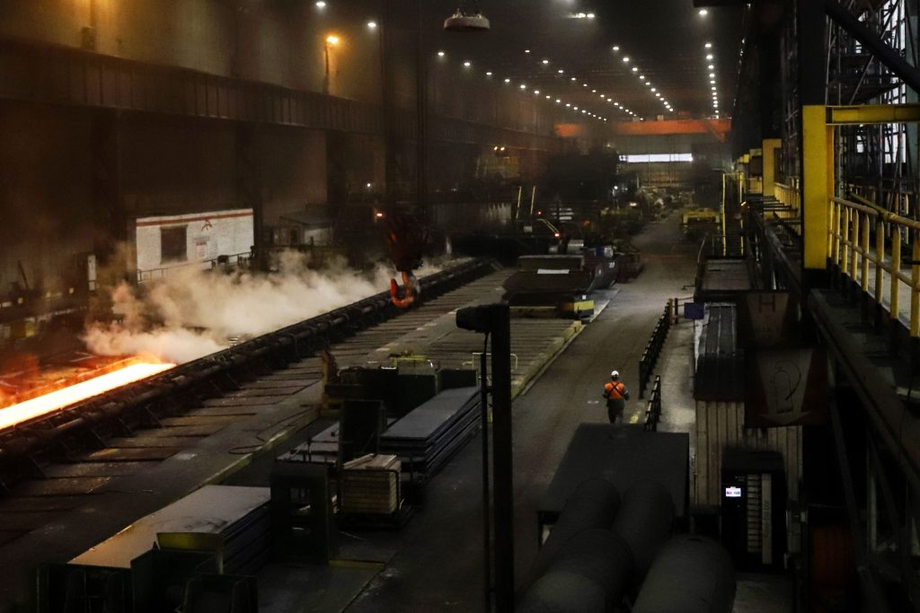 War means surging steel prices and unfinished infrastructure - Moneyweb