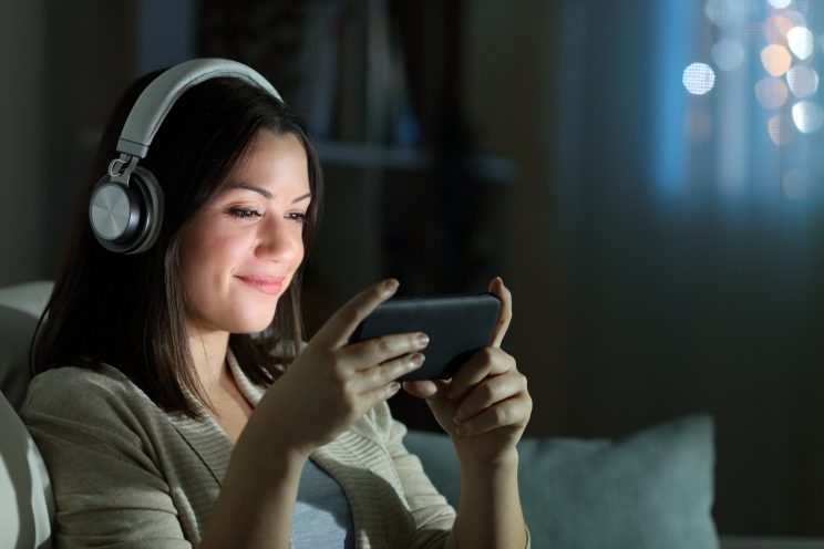 Desperate to retain Premium subs, DStv ups streaming limit to four ...