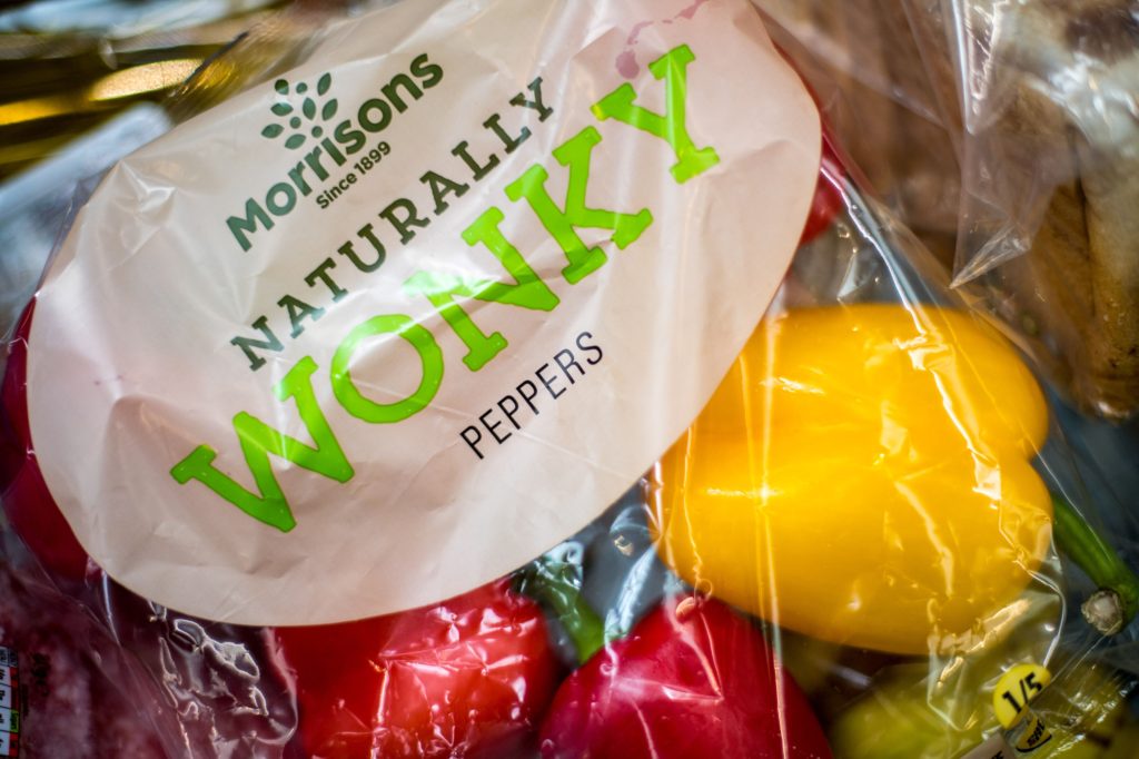 British shoppers turn to ‘Wonky’ vegetables as food price inflation ...