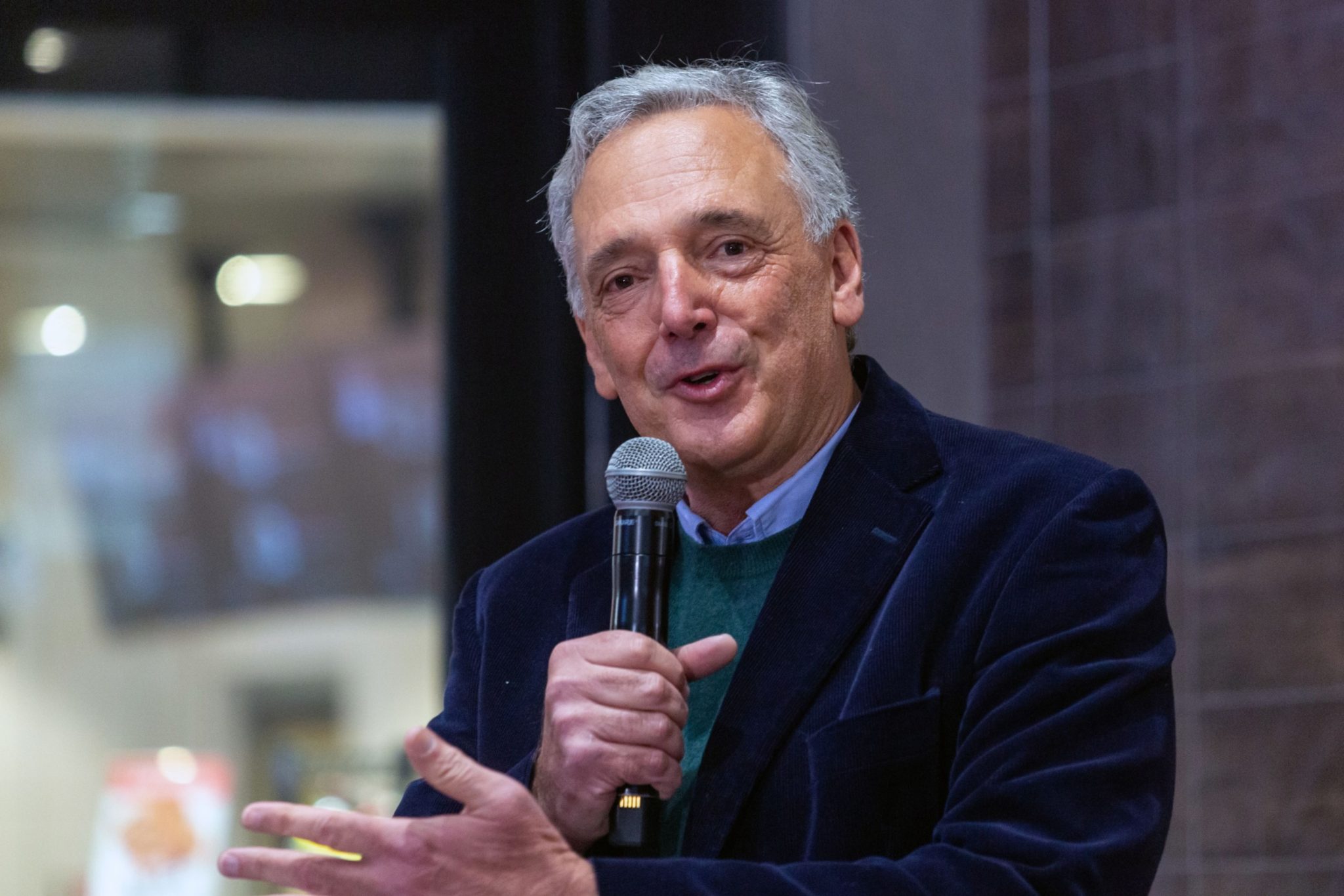 More business leaders must echo Gareth Ackerman - Moneyweb