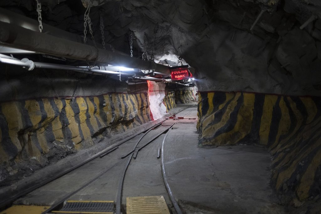 Mining industry: Key risks and opportunities - Moneyweb