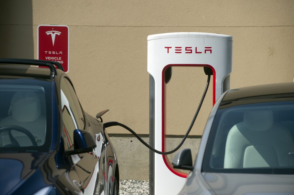 Tesla stock rallies on prospect of Elon Musk stepping back from Twitter ...