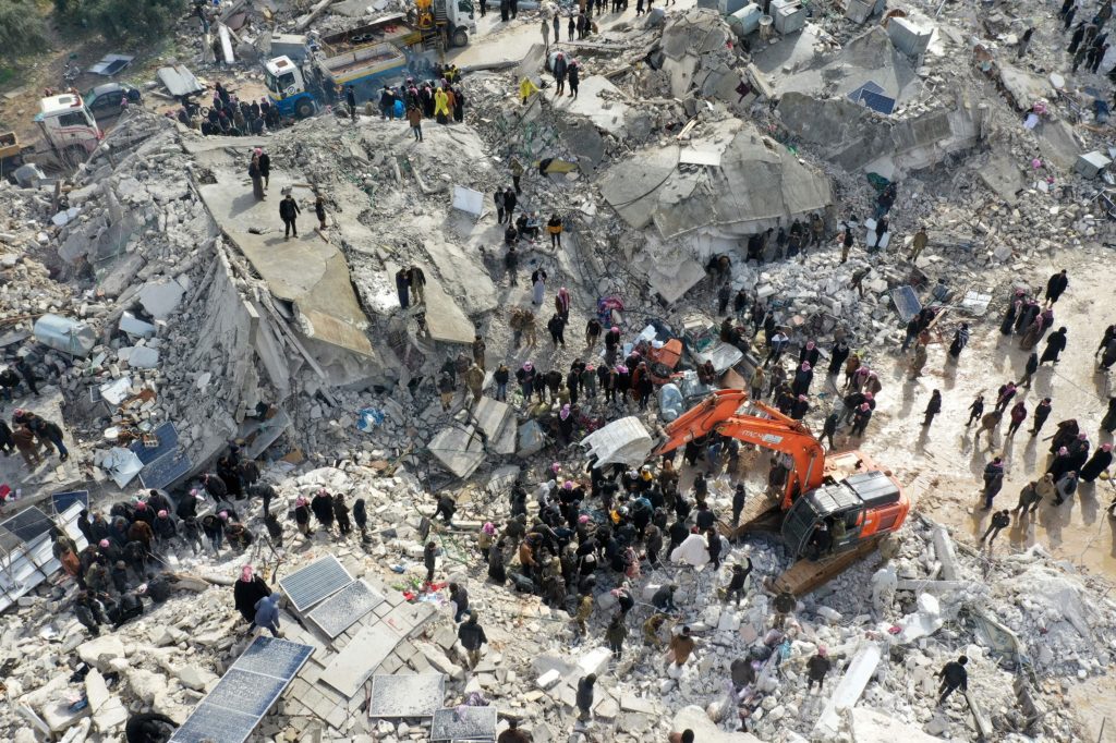 Quake toll hits 4 000 in Turkey, Syria as overseas aid flows - Moneyweb