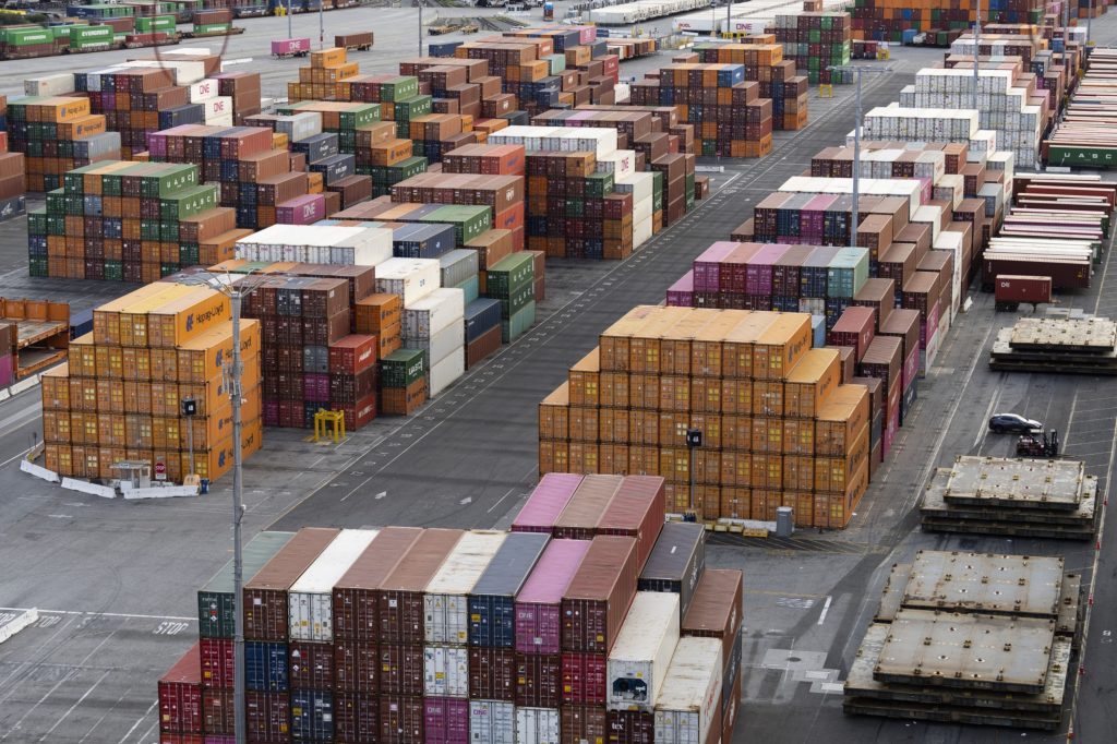 Five key charts to watch in global commodity markets this week - Moneyweb