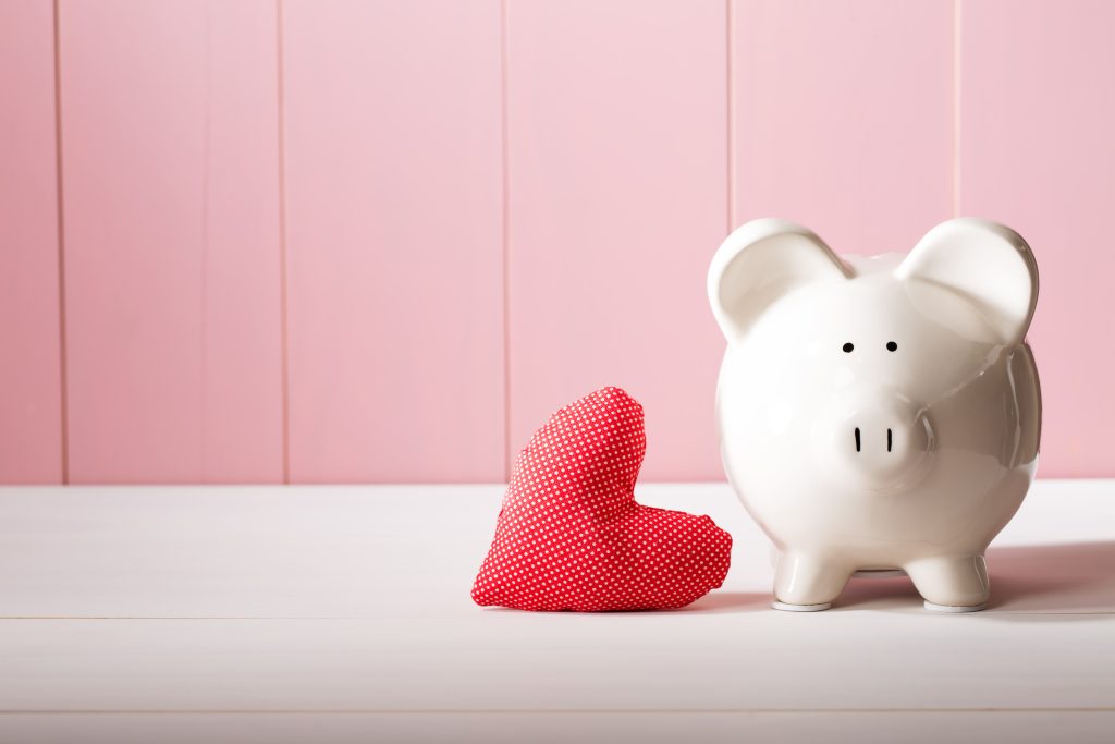 Splurging, squirrelling or spending-savvy? - Moneyweb
