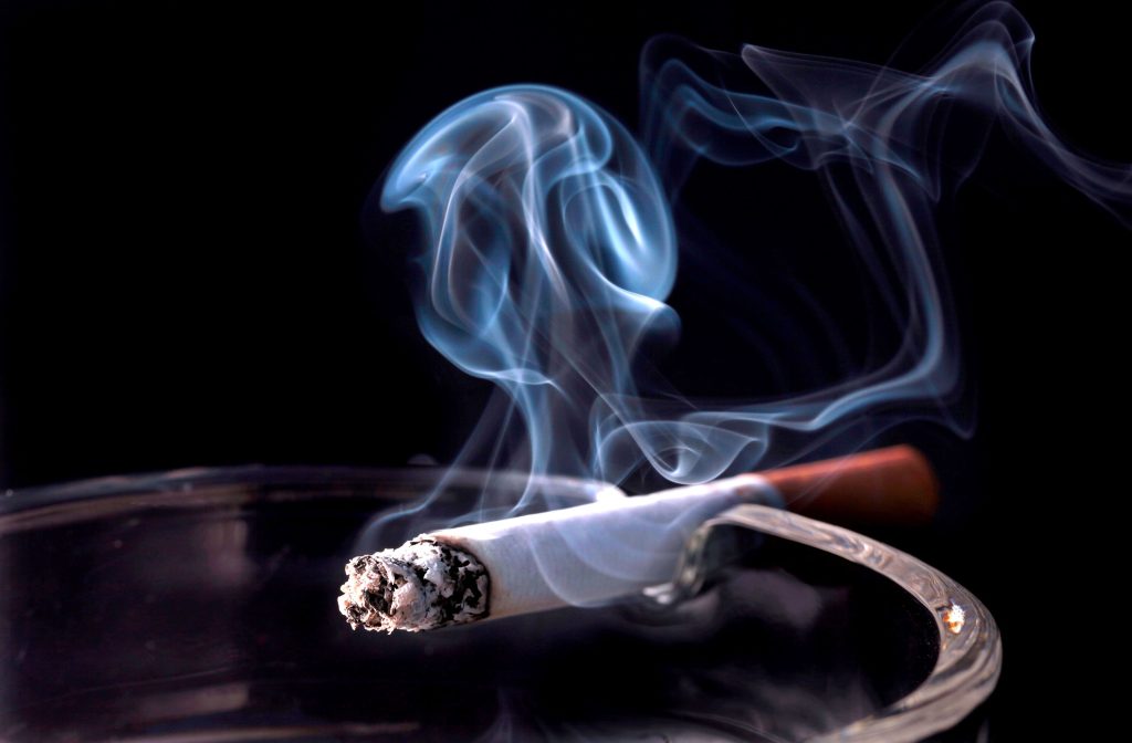 Cigarette smoking in the US drops to lowest level since 1965, CDC says ...