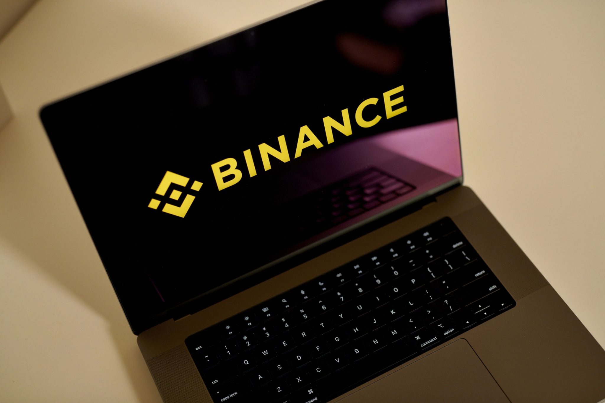 Binance nears deal to escape compliance monitor imposed by DOJ - Moneyweb