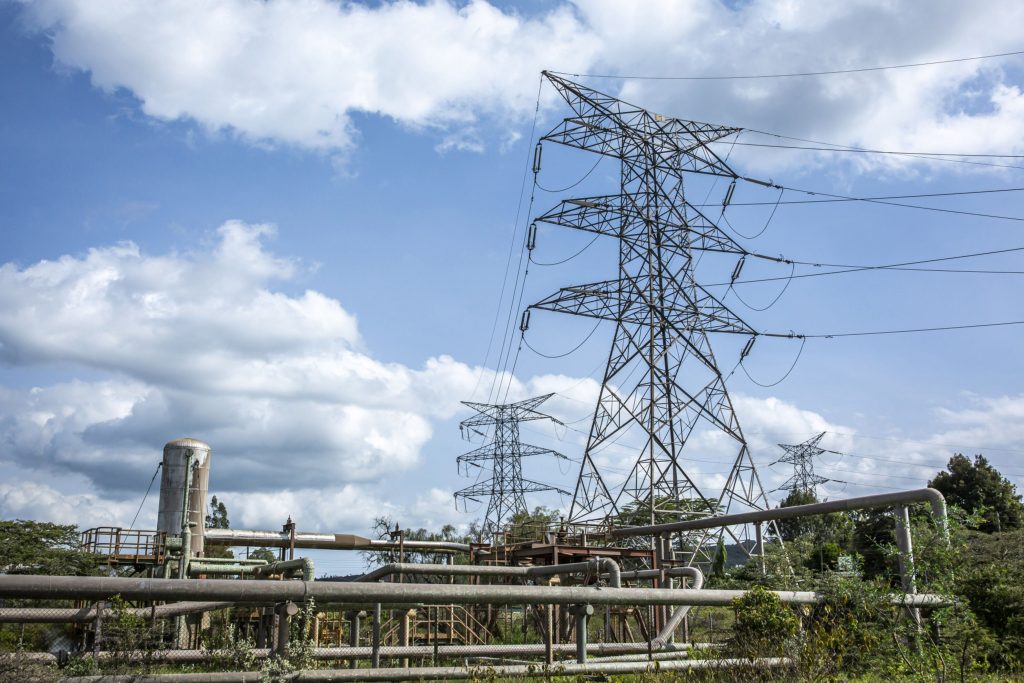 Kenya seeks private investors to build high voltage power lines - Moneyweb