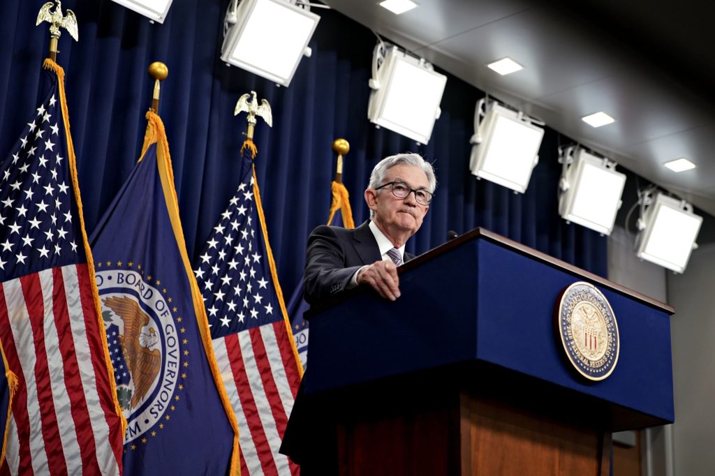 Fed pauses rate hikes - Moneyweb