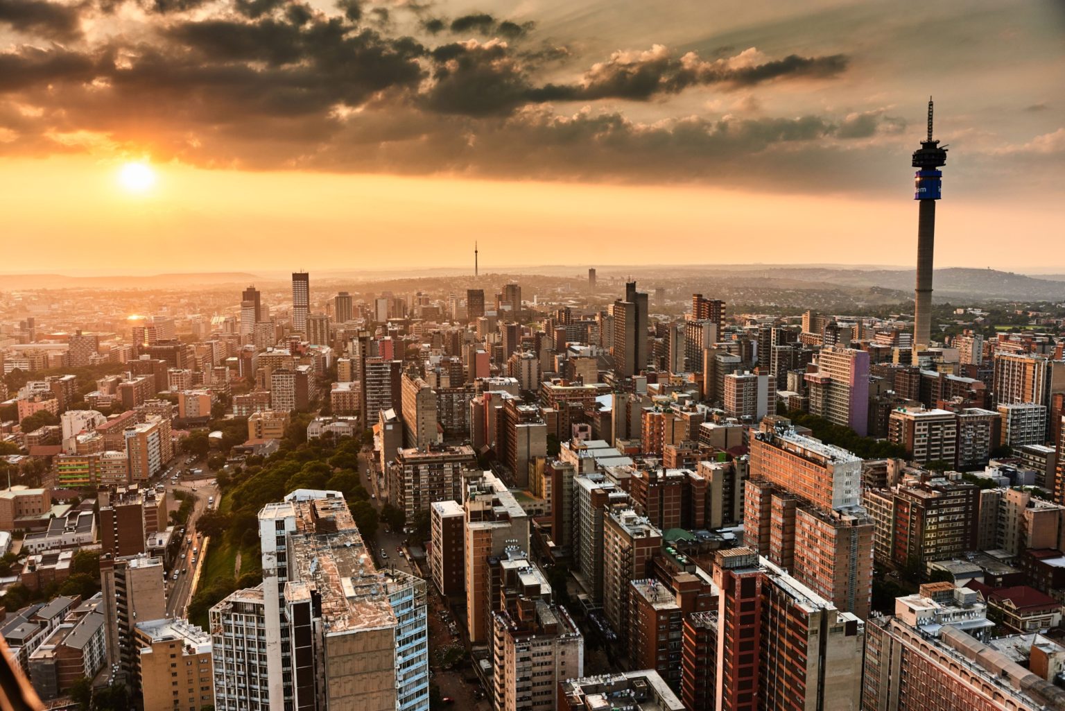 Rand slide continues after 5% tumble this week - Moneyweb