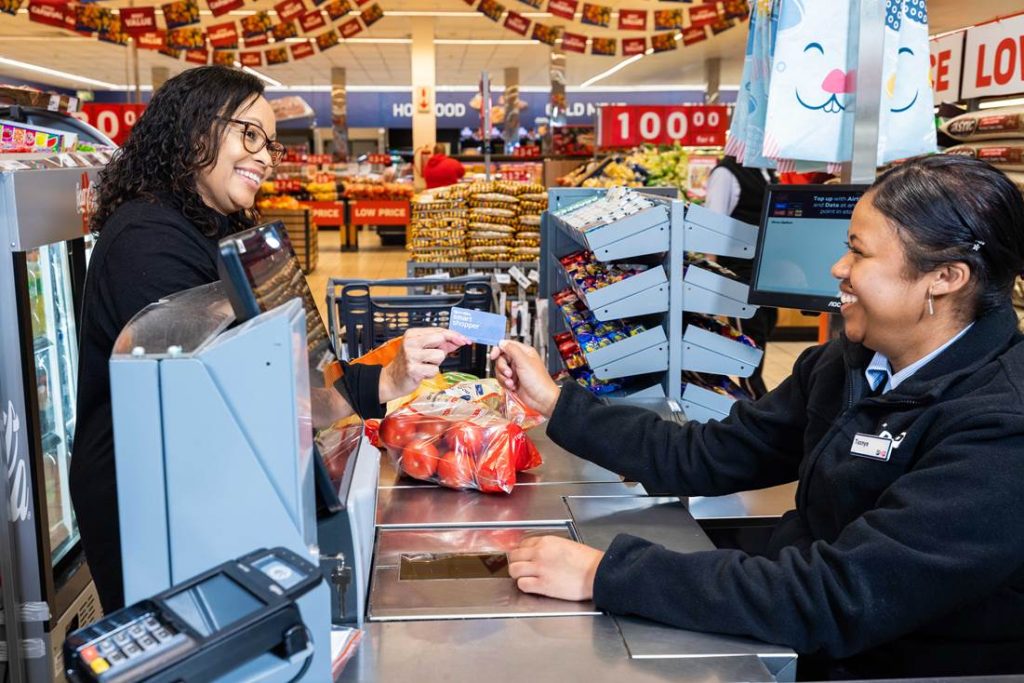 Pick n Pay flags over R250m in unclaimed shopper rewards - Moneyweb