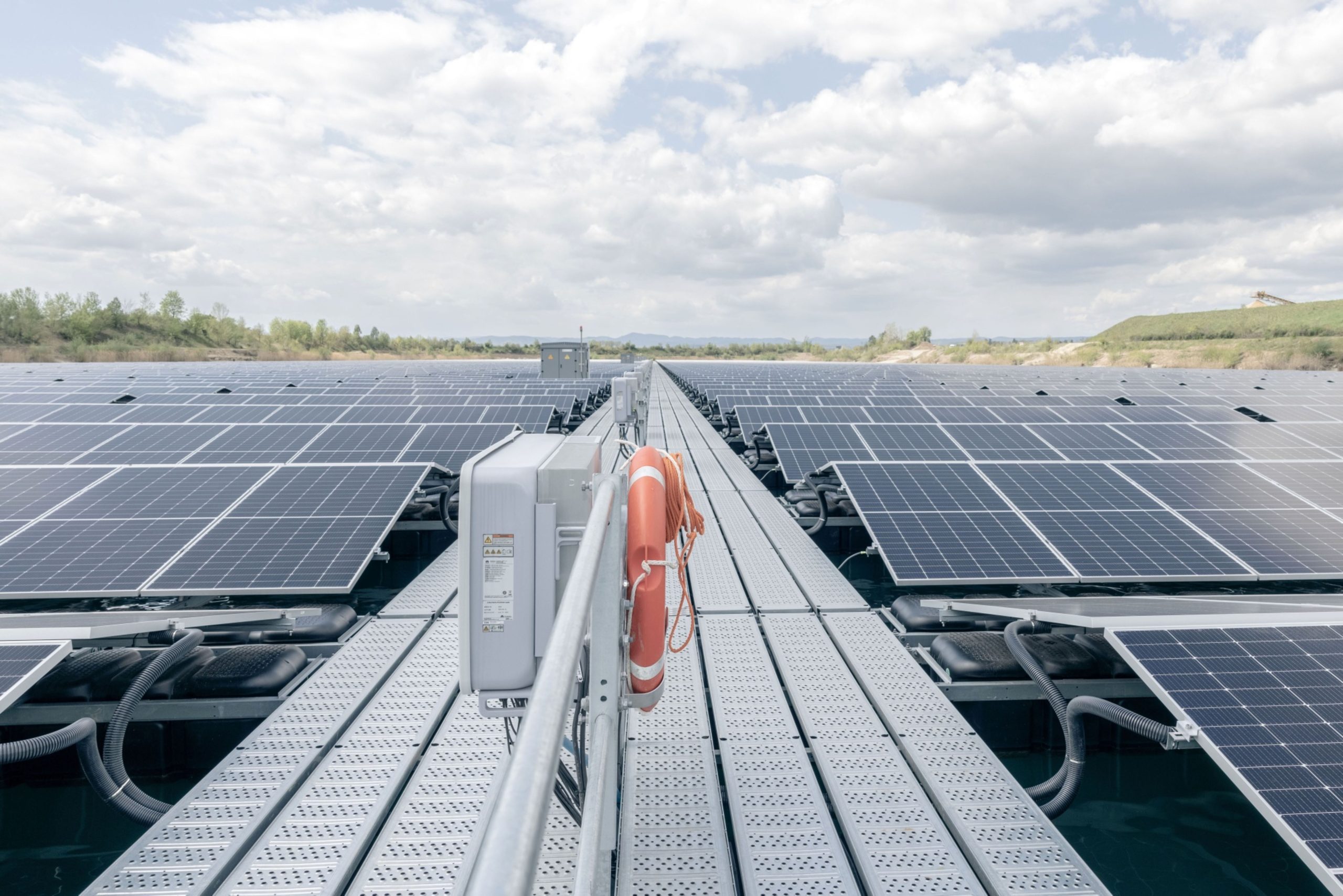 Floating solar panels turn old industrial sites into green energy ...