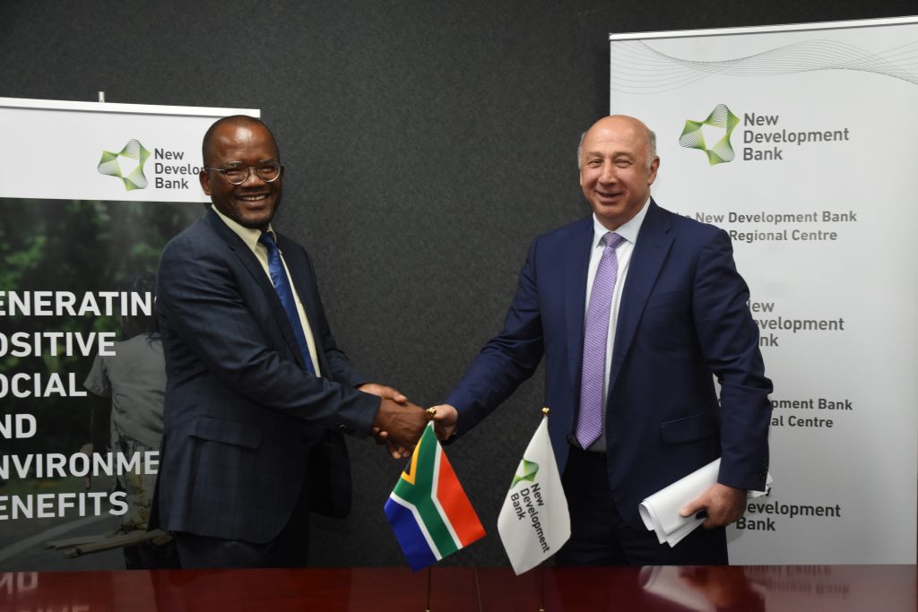 NDB signs R3.2bn deal for next phase of Lesotho Highlands Water Project ...