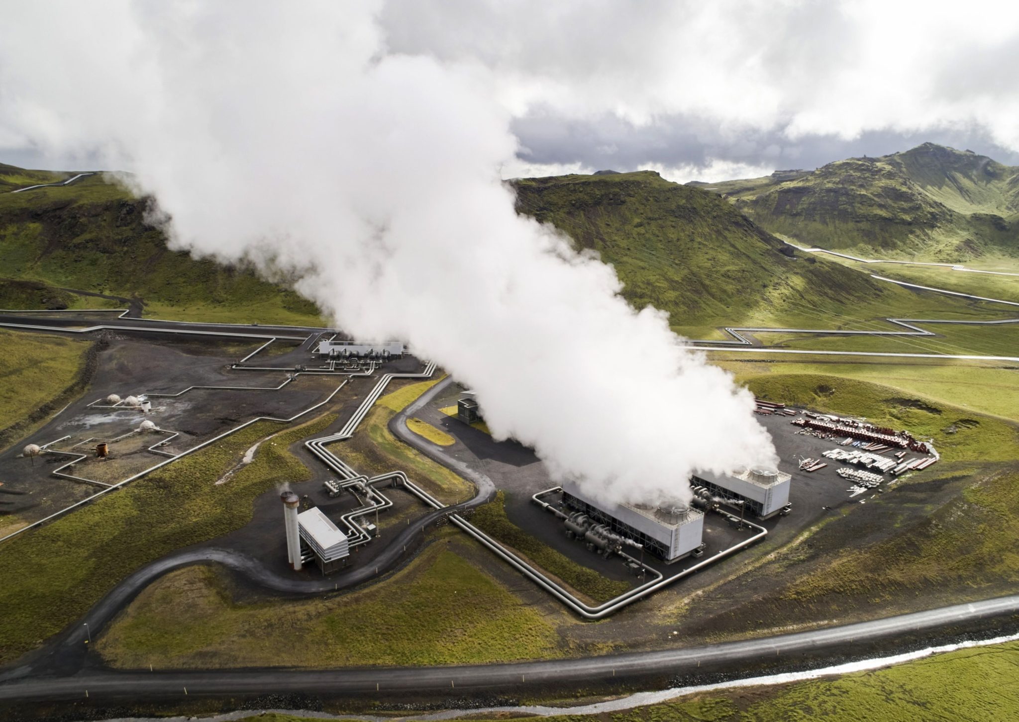 Bitcoin miners draw from Iceland’s surplus of renewable energy - Moneyweb