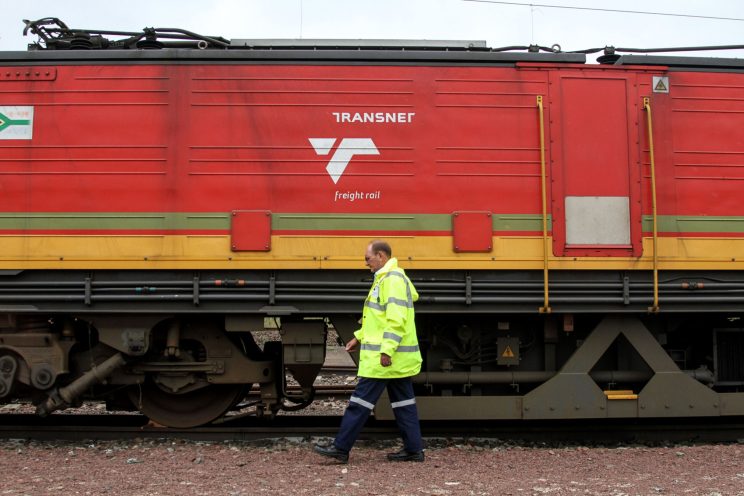 Transnet workers warn of strike as pay talks fail - Moneyweb