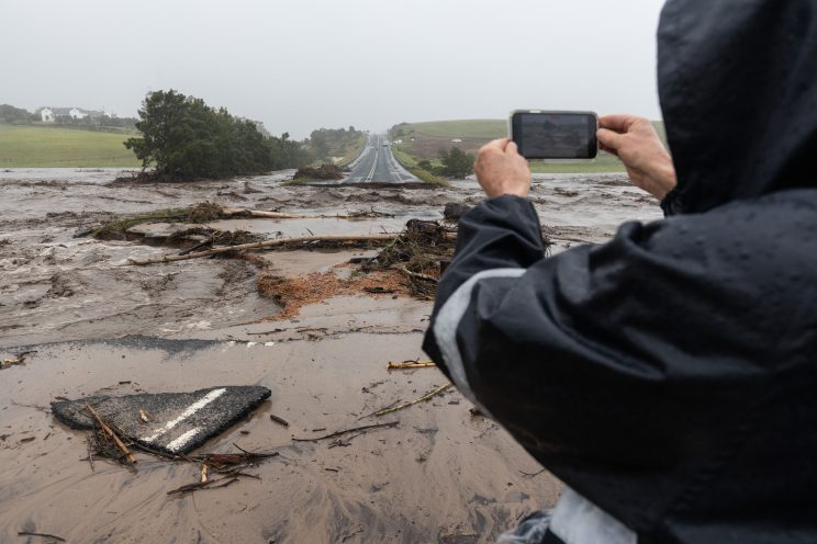 SA floods inflict record R9bn damage on Cape - Moneyweb