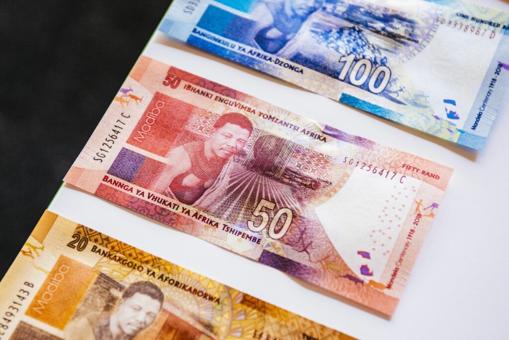 ANC wants banks prosecuted over rand manipulation - Moneyweb