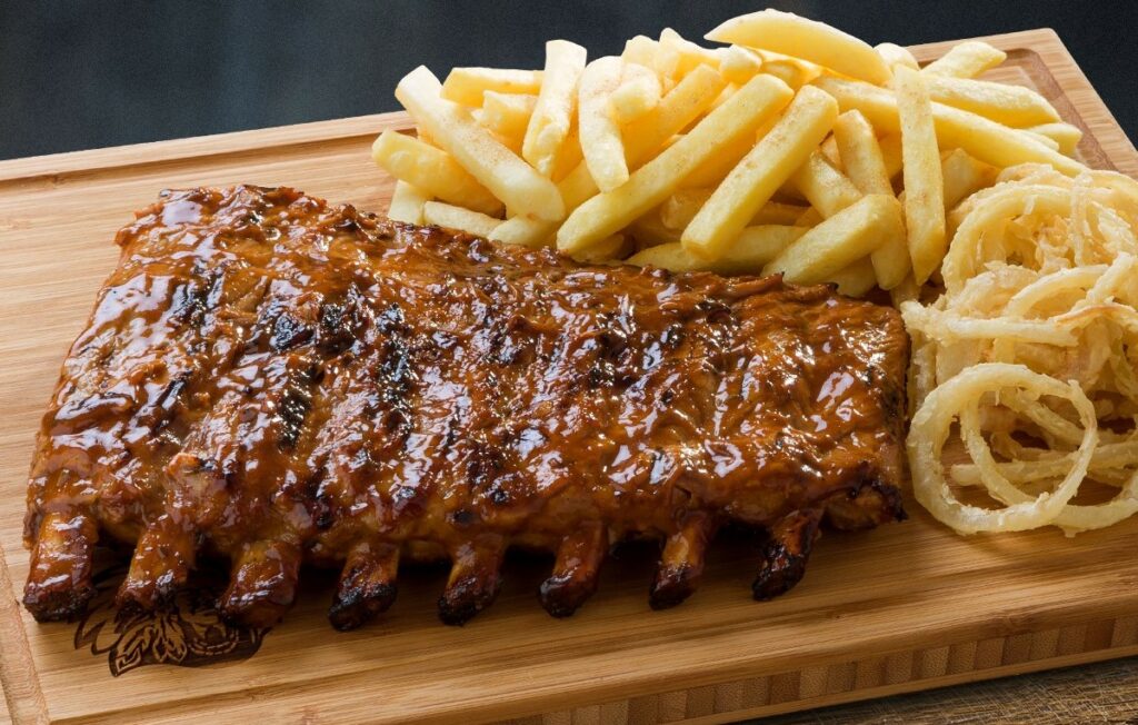 Over R100m damages claim against Spur goes to arbitration - Moneyweb