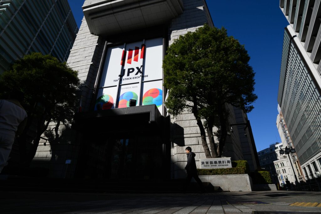 Asia stocks gain for first time in four sessions: Markets wrap - Moneyweb
