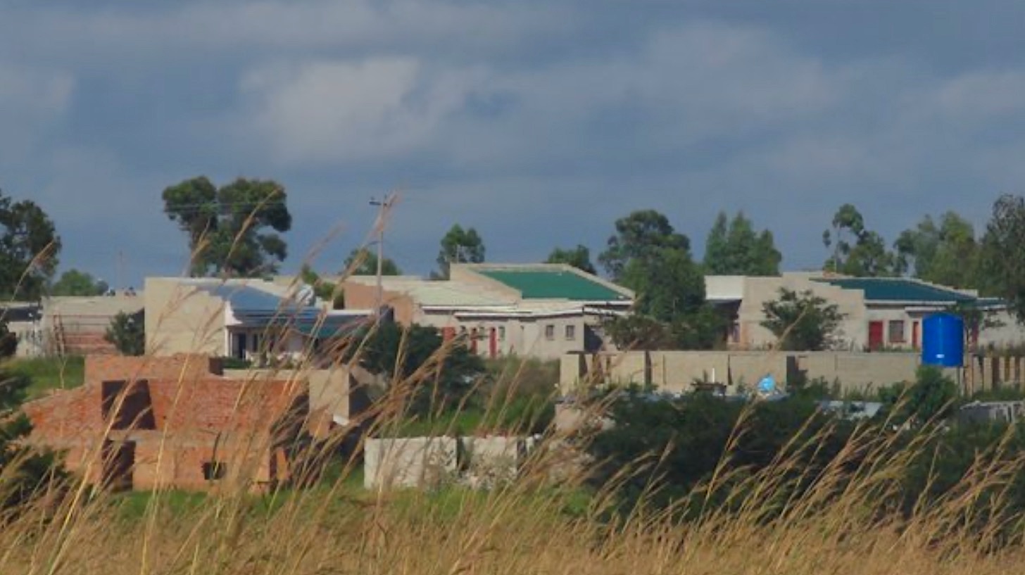 One farm in Zimbabwe, 24 years later - Moneyweb