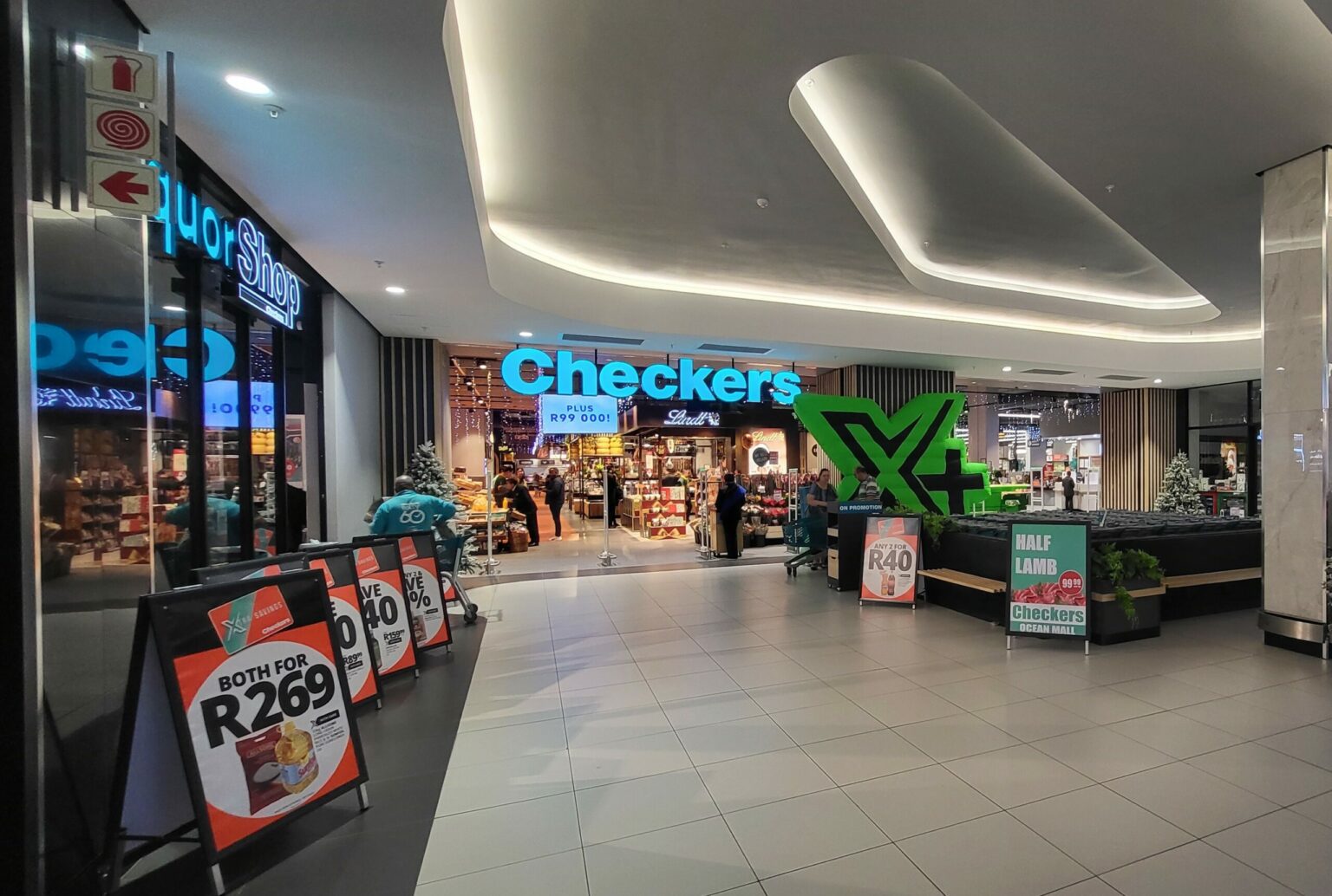 Checkers will open flagship in vacated PnP Hyde Park space - Moneyweb