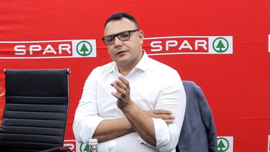 Spar steps up battle for affluent and discount shoppers - Moneyweb