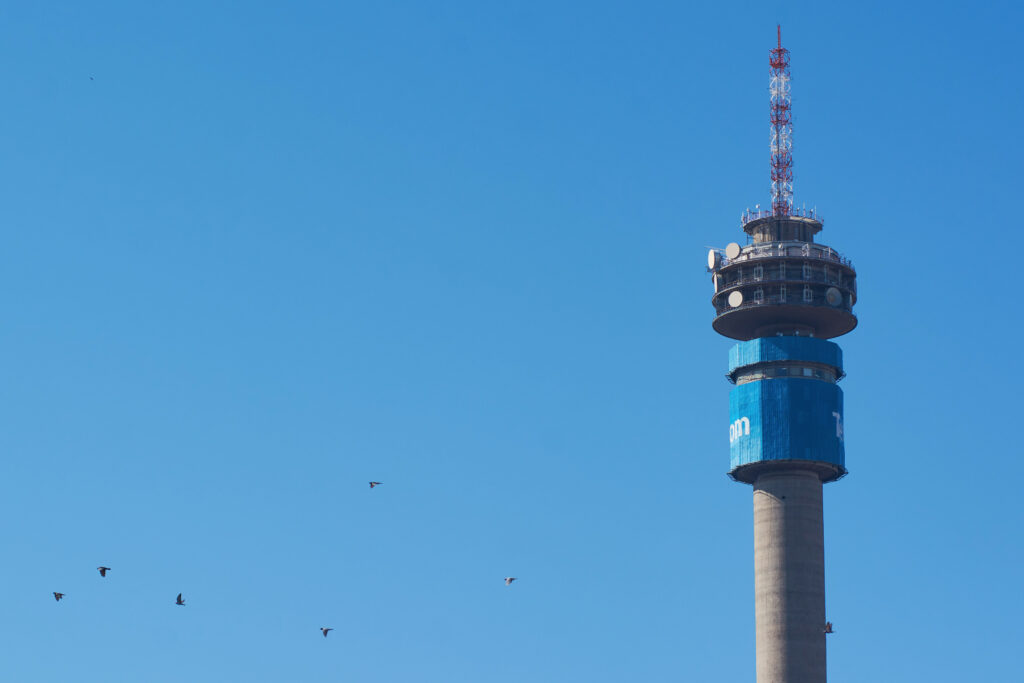 Telkom val met 10% - Moneyweb
