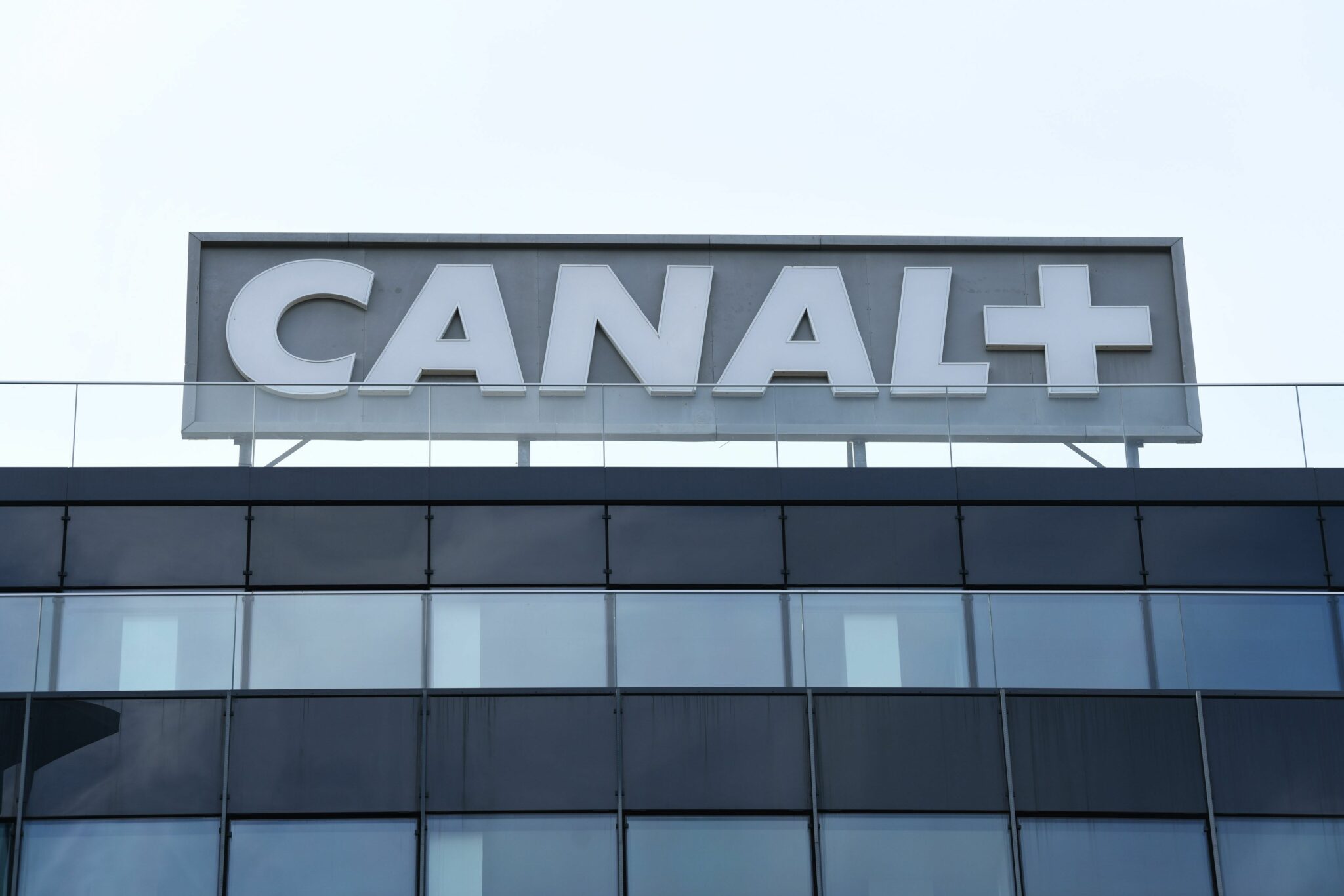 Canal+ plans double listing after $2.9bn MultiChoice bid - Moneyweb